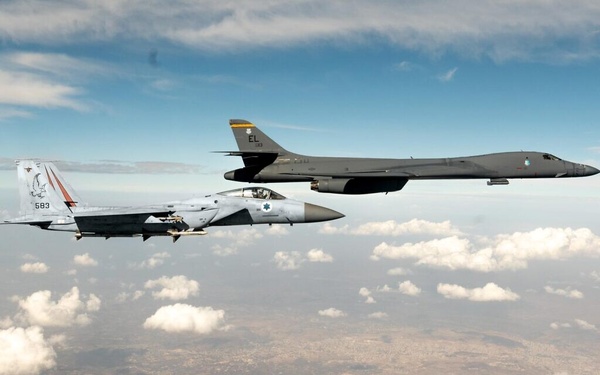 IDF fighter jets escort US bomber through Israeli airspace | ILNA